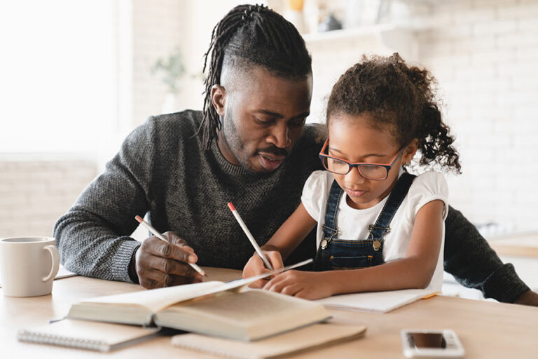 Enfoque humanista en la educación: Descubre cómo transforma vidas y potencia el aprendizaje