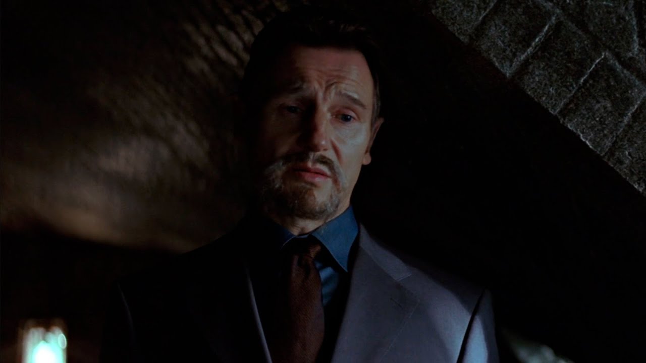 El misterio revelado: Descubre el nombre del mayordomo de Batman y su ...